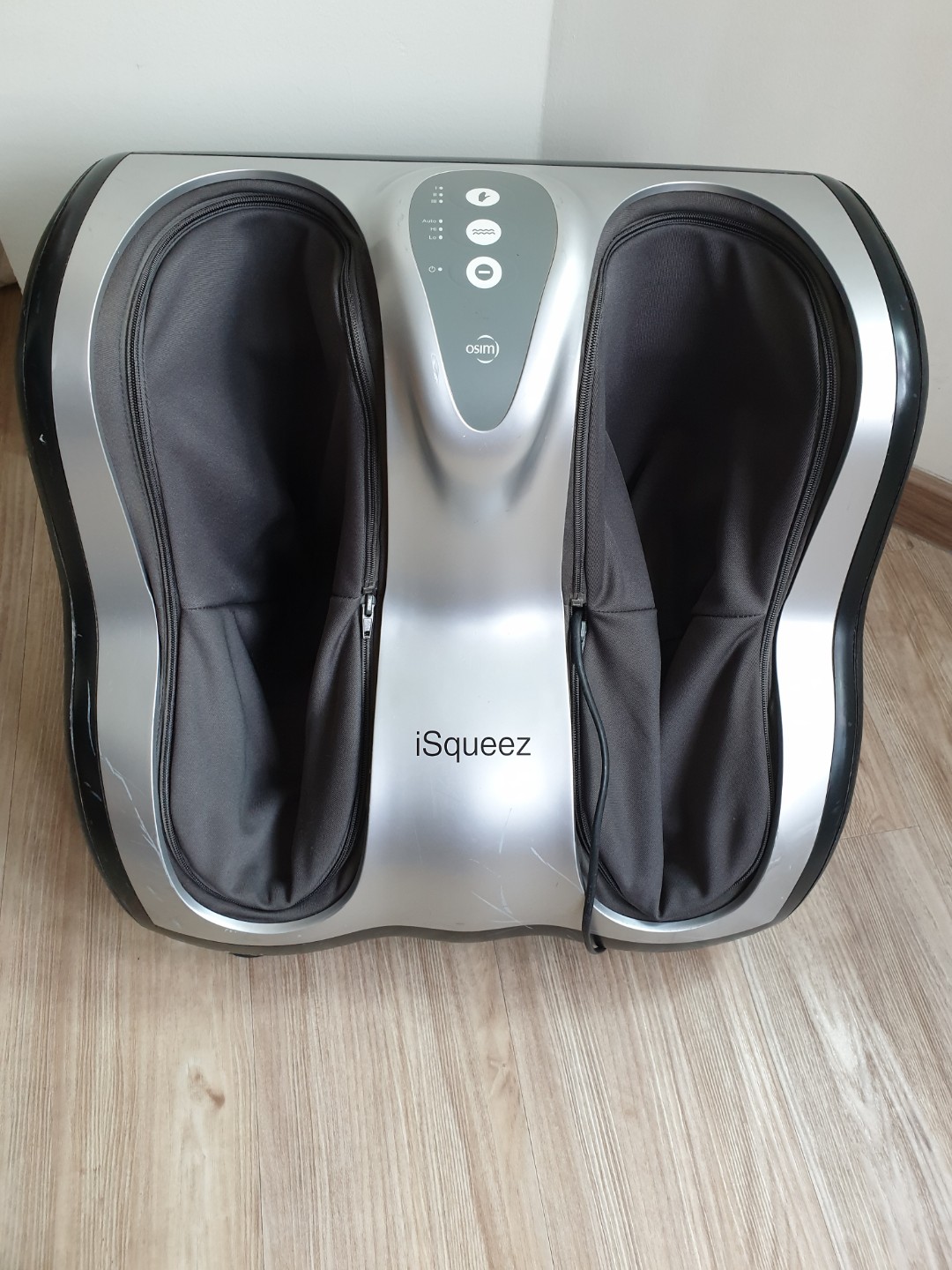 Osim iSqueez Calf & Foot Massager, Beauty & Personal Care, Foot Care on ...