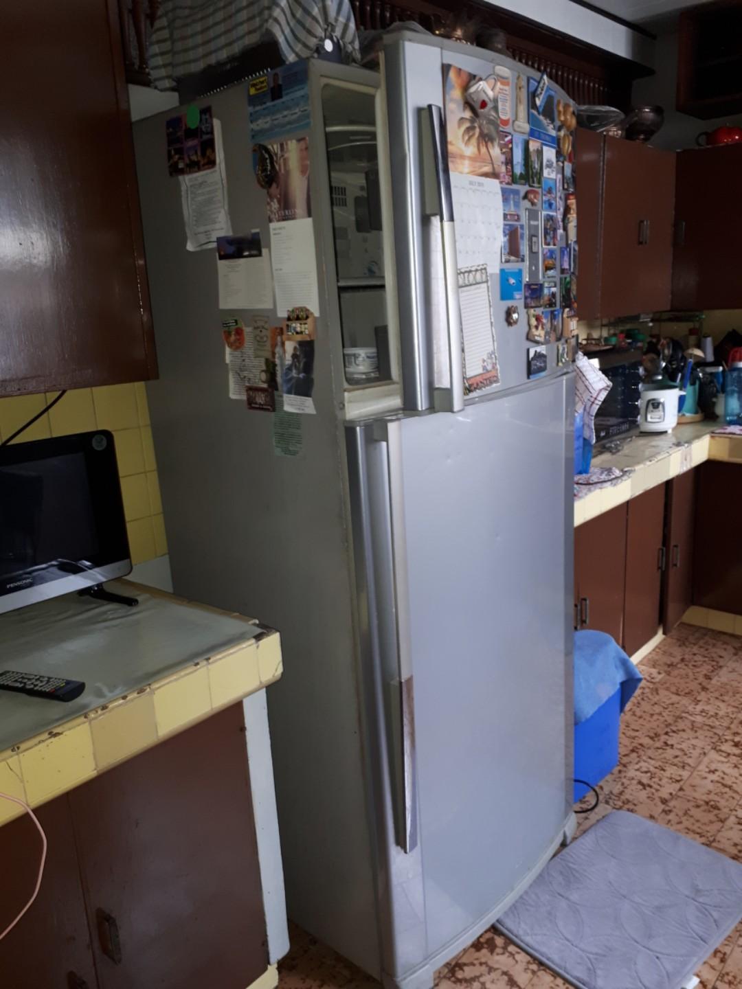 Sharp Freezer and Ref 7ft, TV & Home Appliances, Kitchen Appliances ...