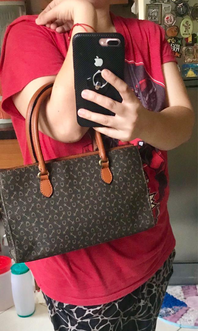 Why Bag, Women's Fashion, Bags & Wallets, Tote Bags on Carousell
