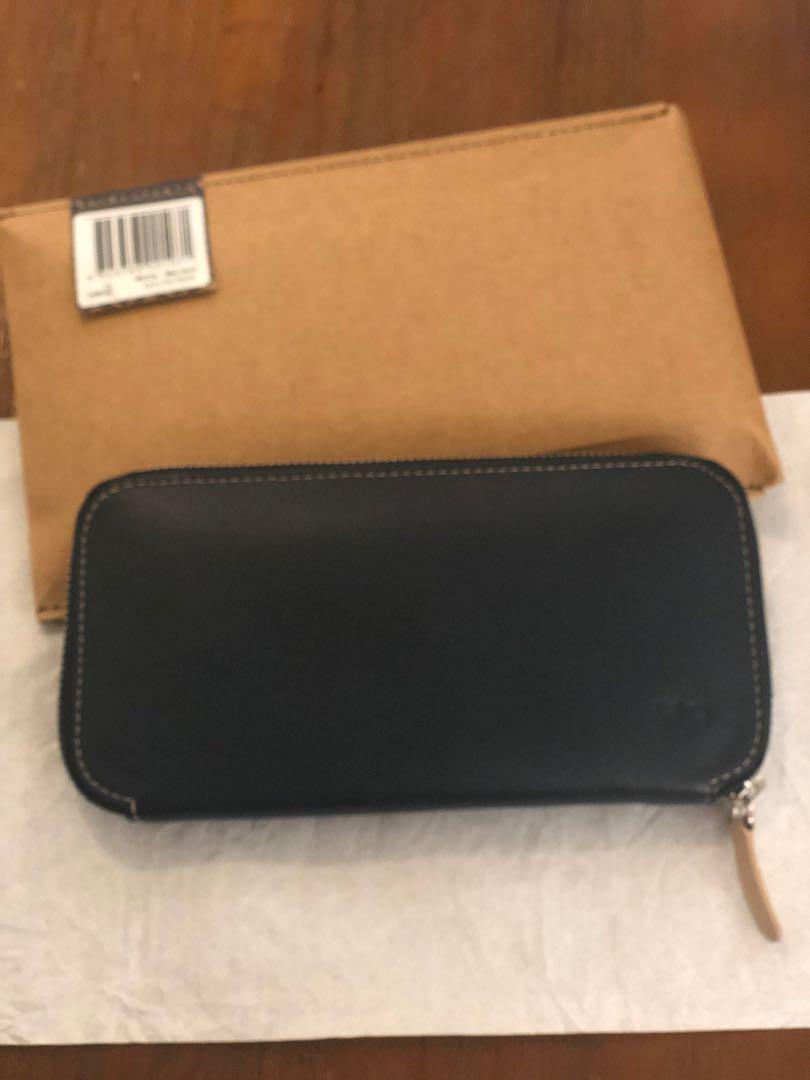 Bellroy Steel Blue Carry Out Wallet, Women's Fashion, Bags & Wallets ...