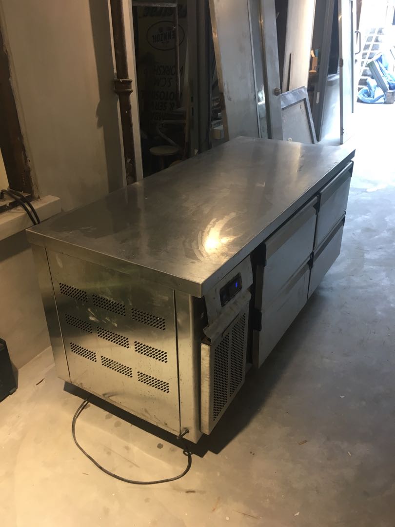 Berjaya Counter Top Chiller, TV & Home Appliances, Kitchen Appliances ...