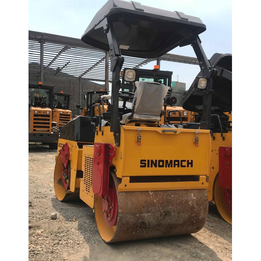Brand New Vibratory Roller GYD031 3Tons Sinomach on Carousell