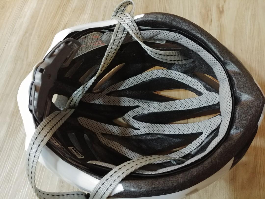 MET Forte cycling helmet, Sports Equipment, Bicycles & Parts, Bicycles ...