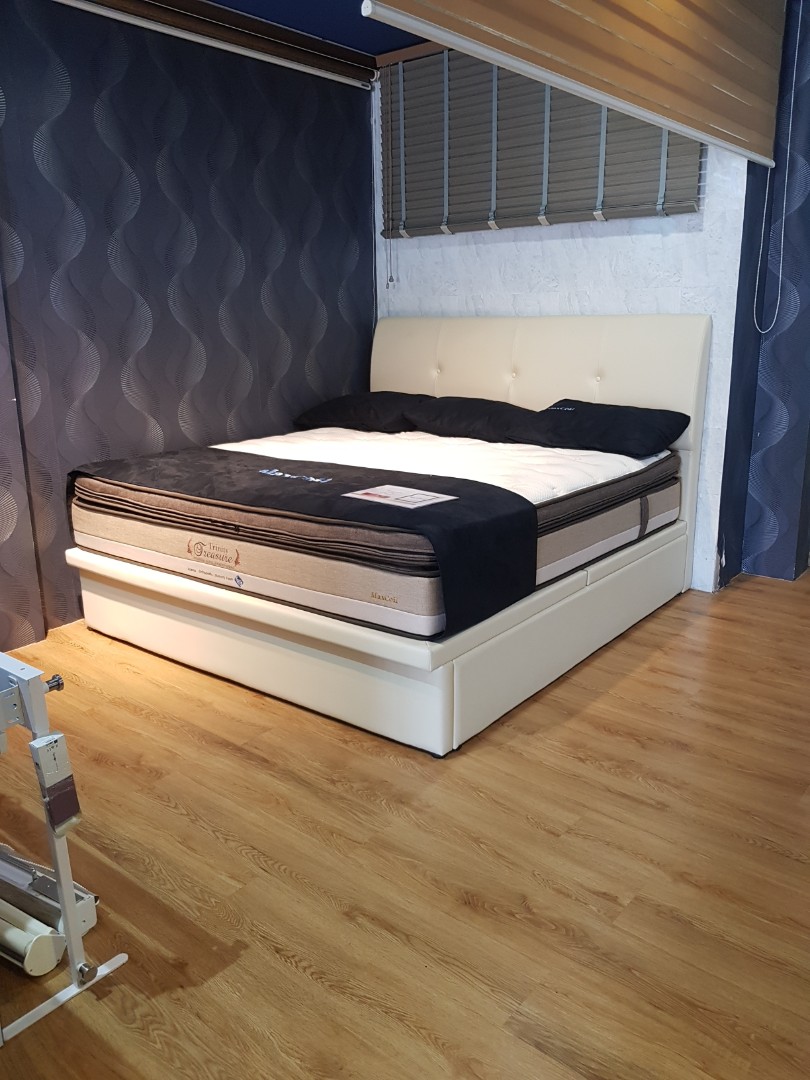 Storage bedframe king - display set, Furniture & Home Living, Furniture ...