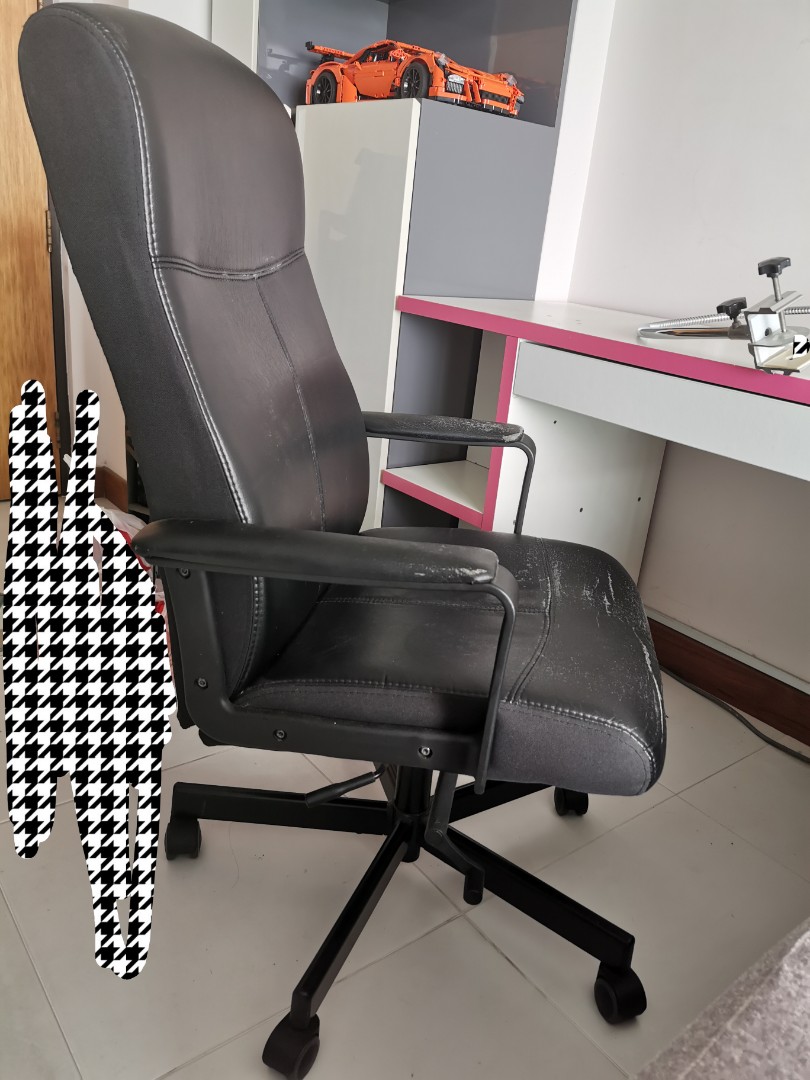 Computer Chair, Furniture & Home Living, Furniture, Chairs on Carousell