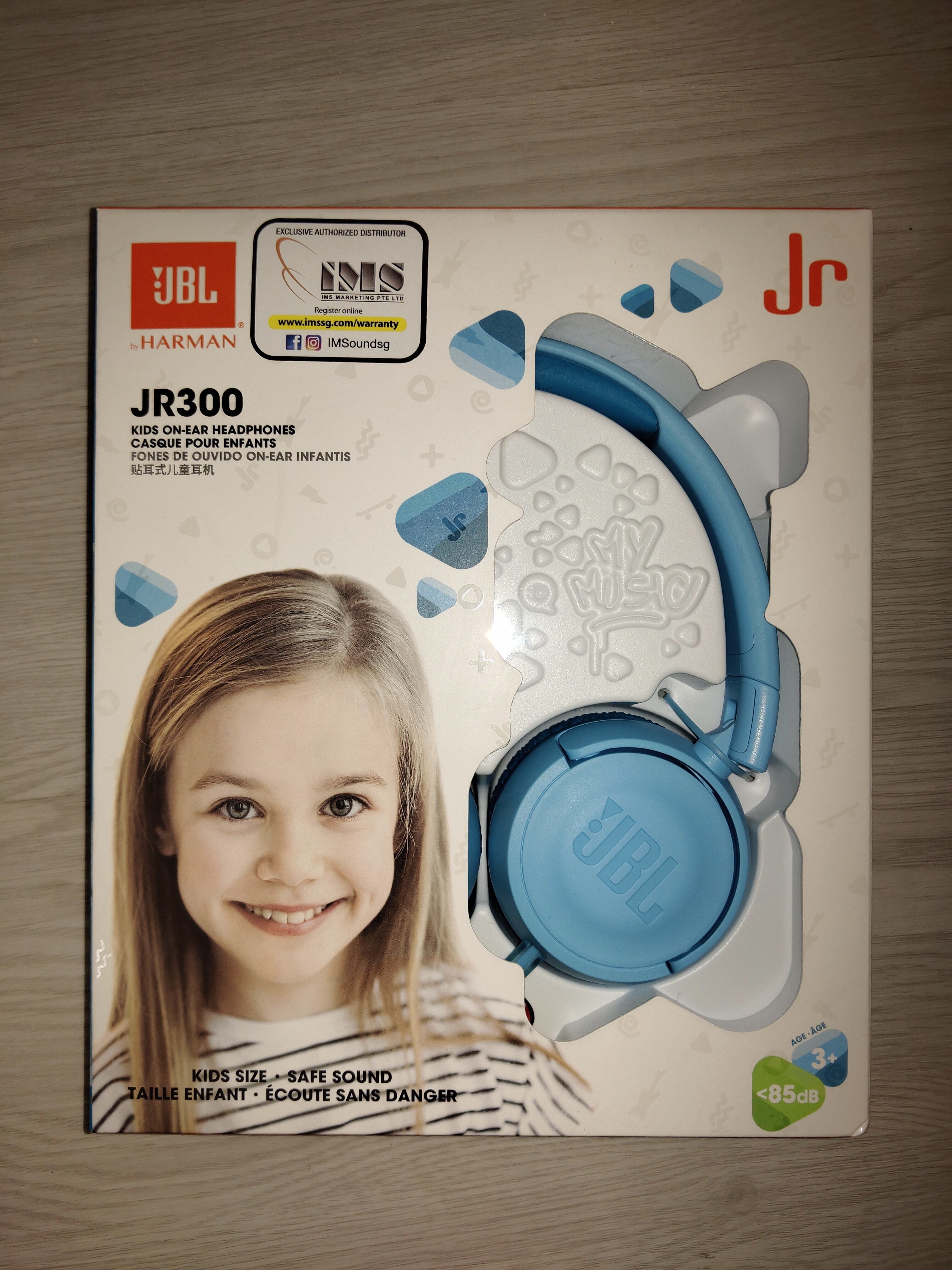 JBL JR300 Kids Headphone, Audio, Headphones & Headsets on Carousell