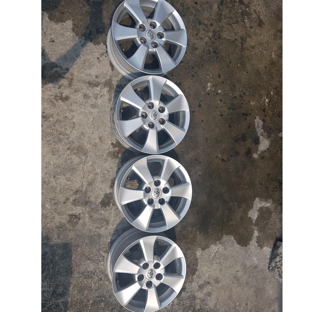 Original 2012 Toyota Alphard 16 inch mags magwheels rims tires, Car ...