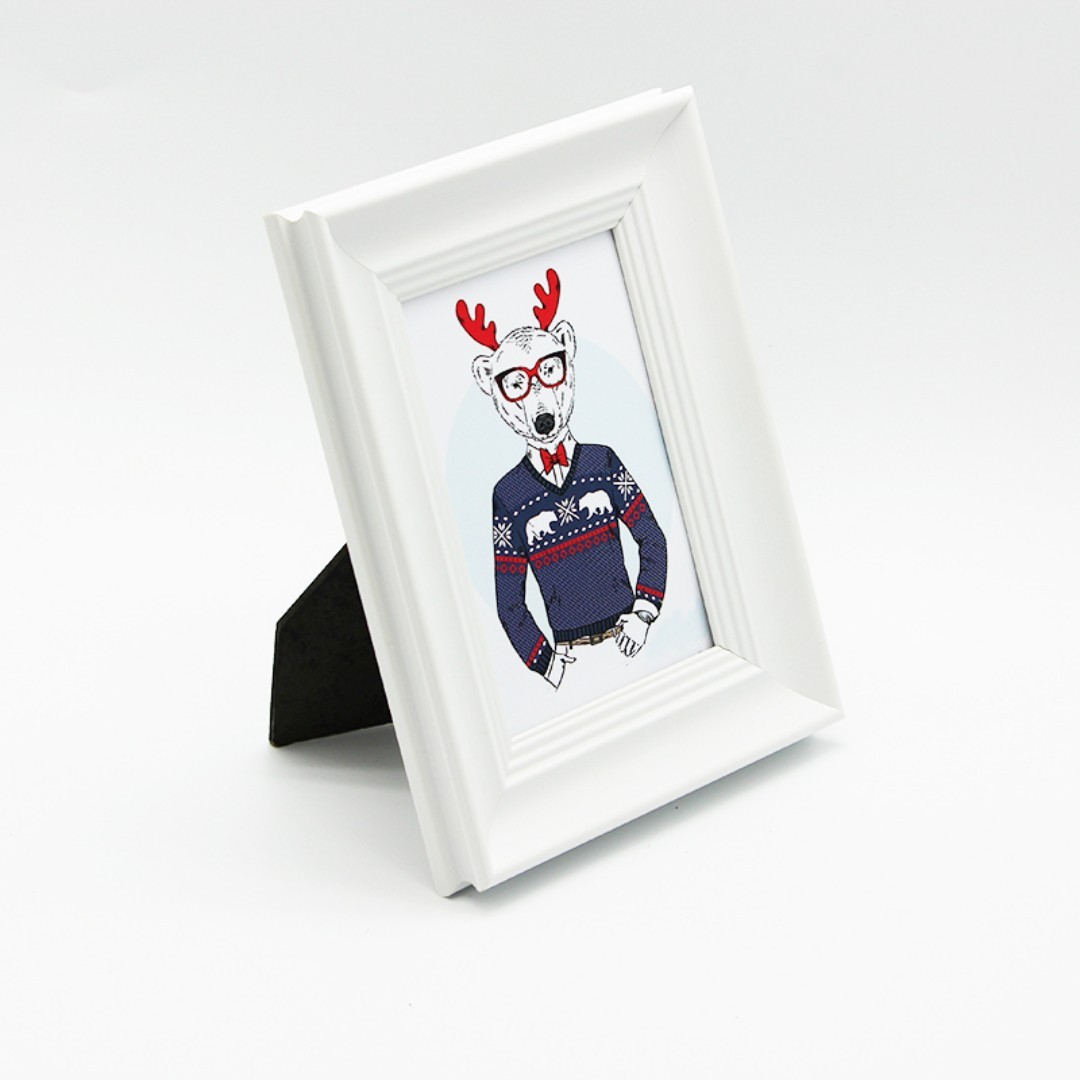 RENTAL: D136 WHITE PHOTO FRAME, Furniture & Home Living, Home Decor ...