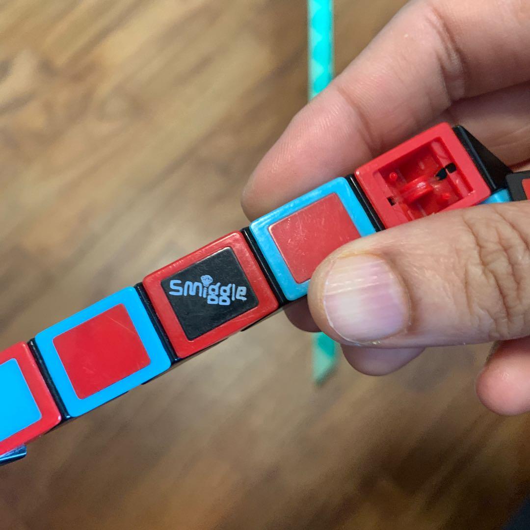 Smiggle stick puzzle, rubik’s twist snake puzzle, Hobbies & Toys, Toys ...