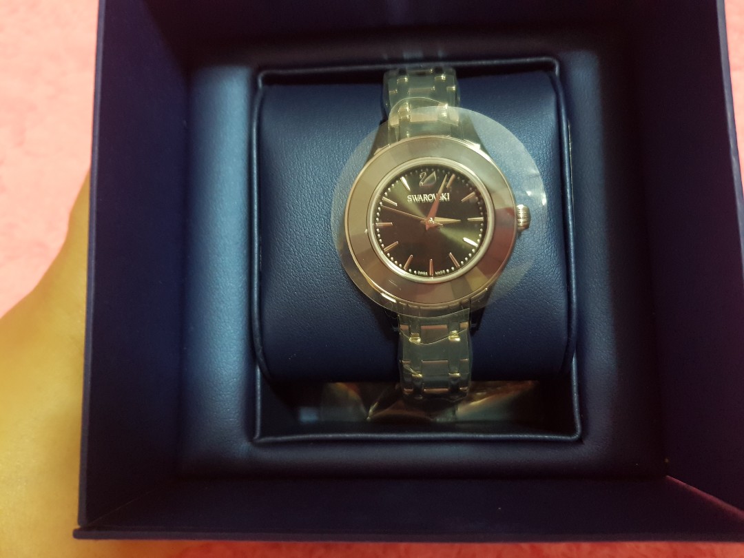 Swarovski watch - SALE!, Women's Fashion, Watches & Accessories ...