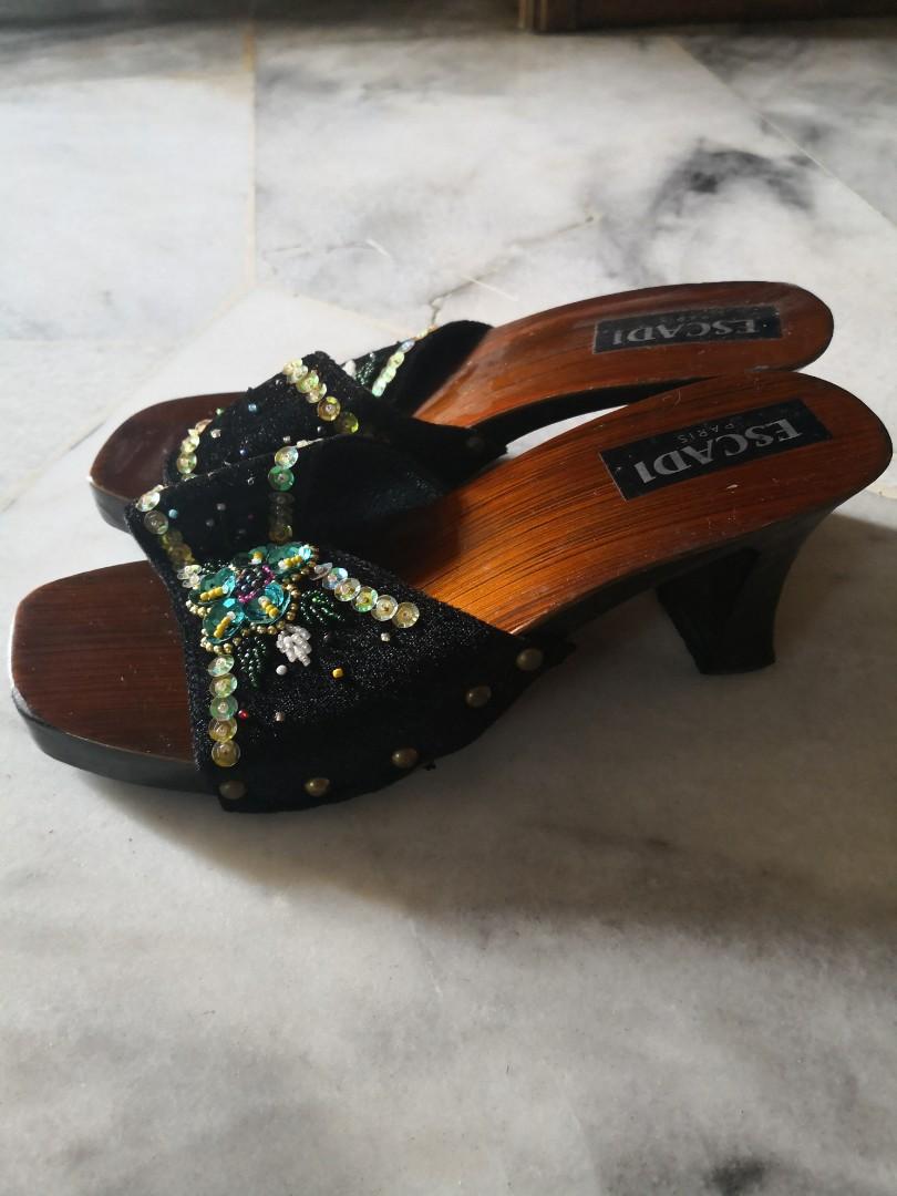 Wooden balinese tropical Heels, Women's Fashion, Footwear, Heels on ...