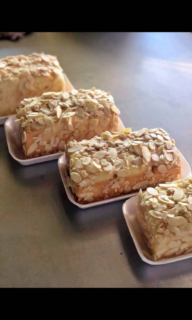 Alcapone White Chocolate Loaf, Food & Drinks, Homemade Bakes on Carousell