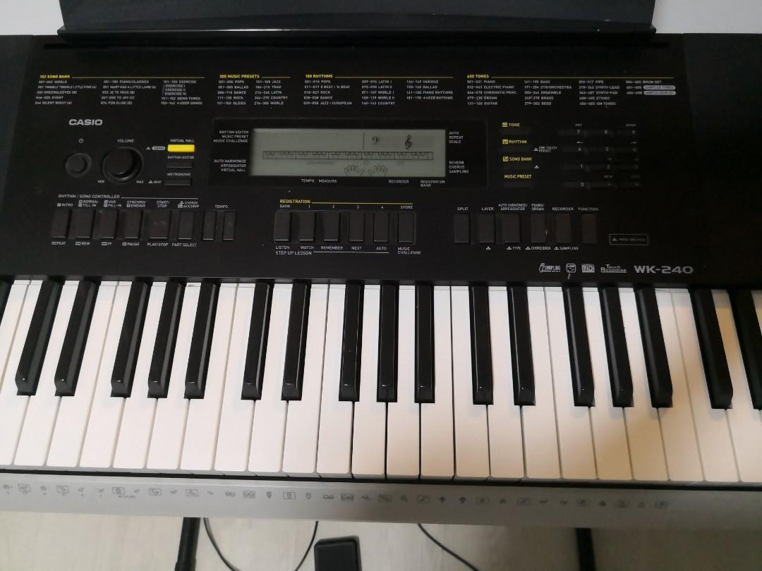 Casio WK-240, Hobbies & Toys, Music & Media, Musical Instruments on ...
