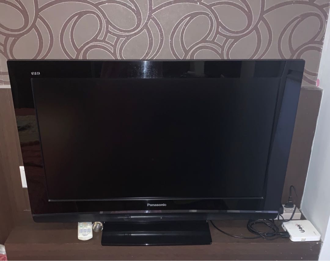 Panasonic - 32 inch TV, TV & Home Appliances, TV & Entertainment, TV on ...