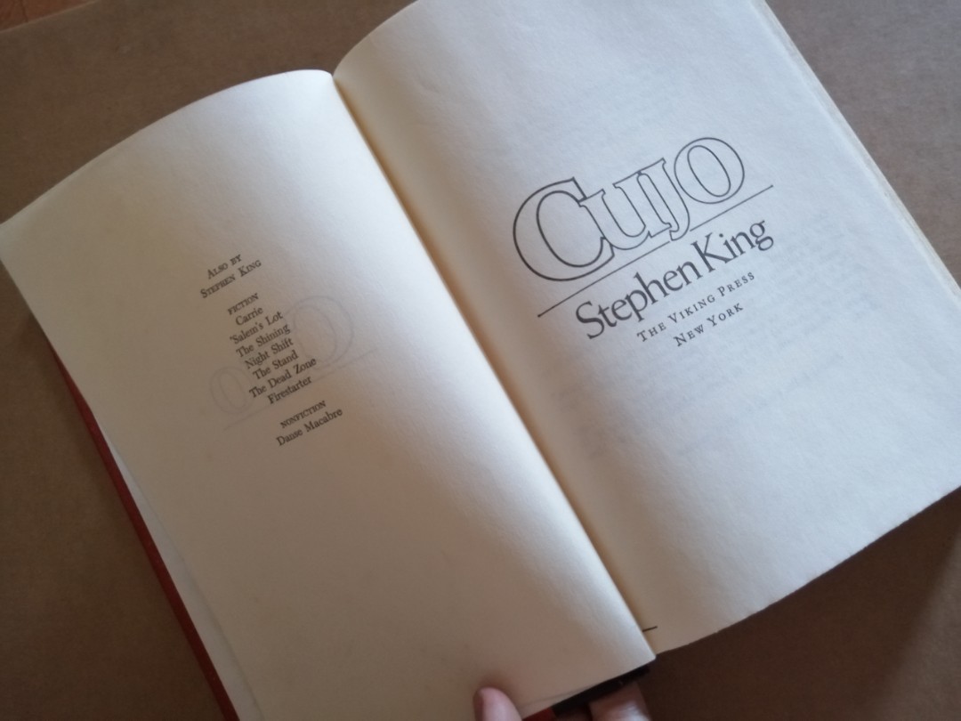 Cujo by Stephen King, Hobbies & Toys, Books & Magazines, Religion Books ...