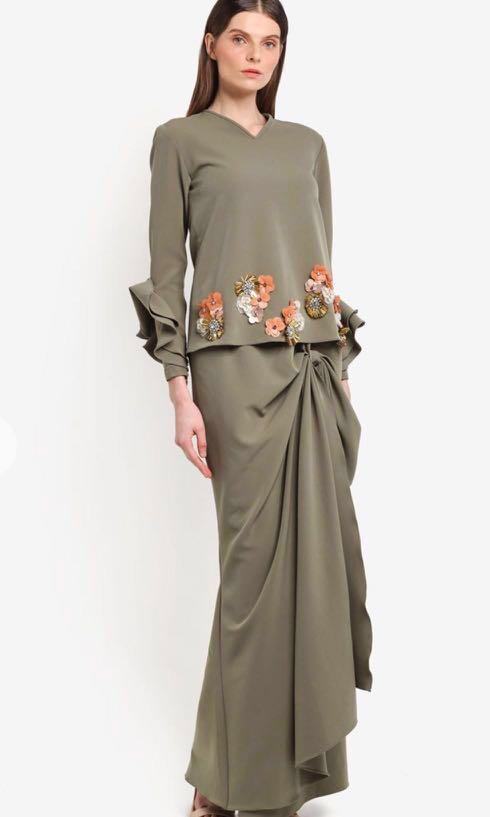 RENT Rico Rinaldi Nawar Baju Kurung, Women's Fashion, Dresses & Sets ...
