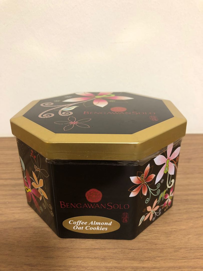 Bengawan Solo Coffee Almond Oat Cookies, Food & Drinks, Packaged ...