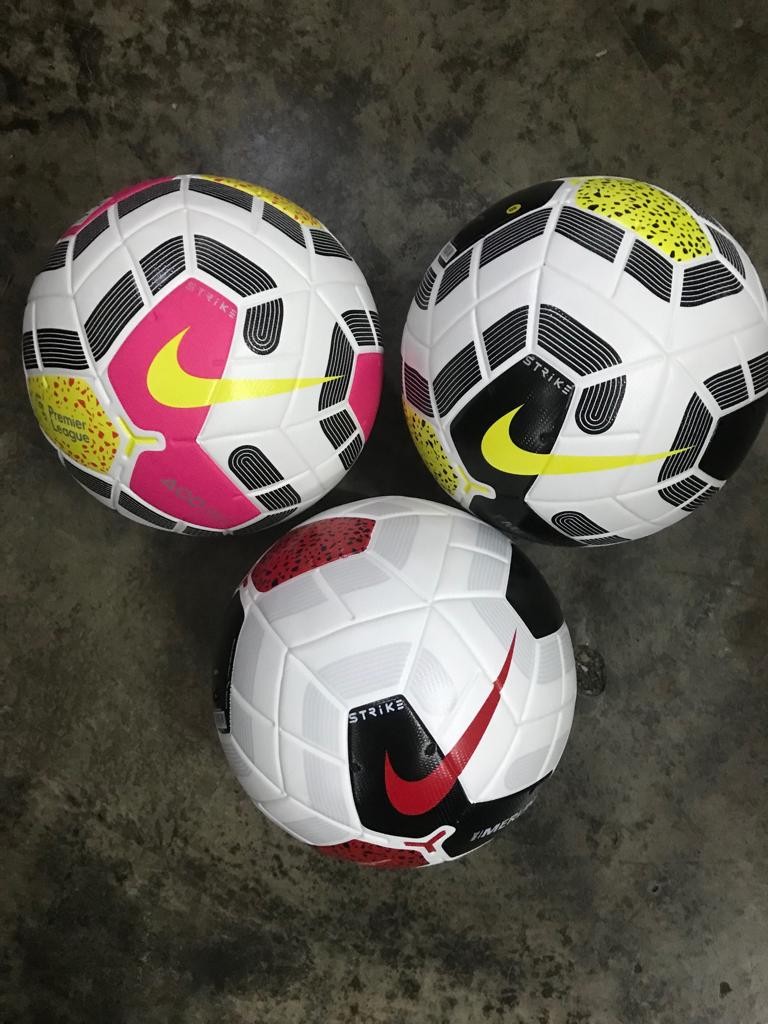 Bola, Sports Equipment, Sports & Games, Racket & Ball Sports on Carousell