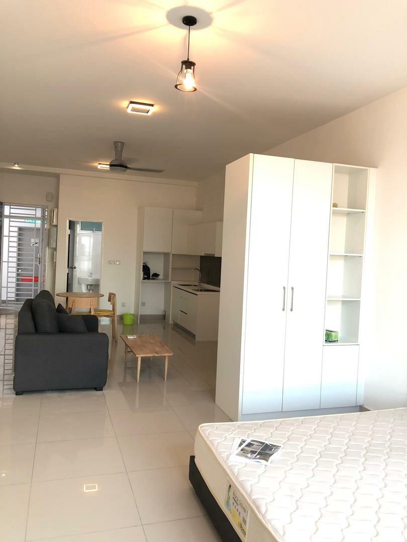 Rent twin galaxy studio fully , jb town, Property, Rentals on Carousell