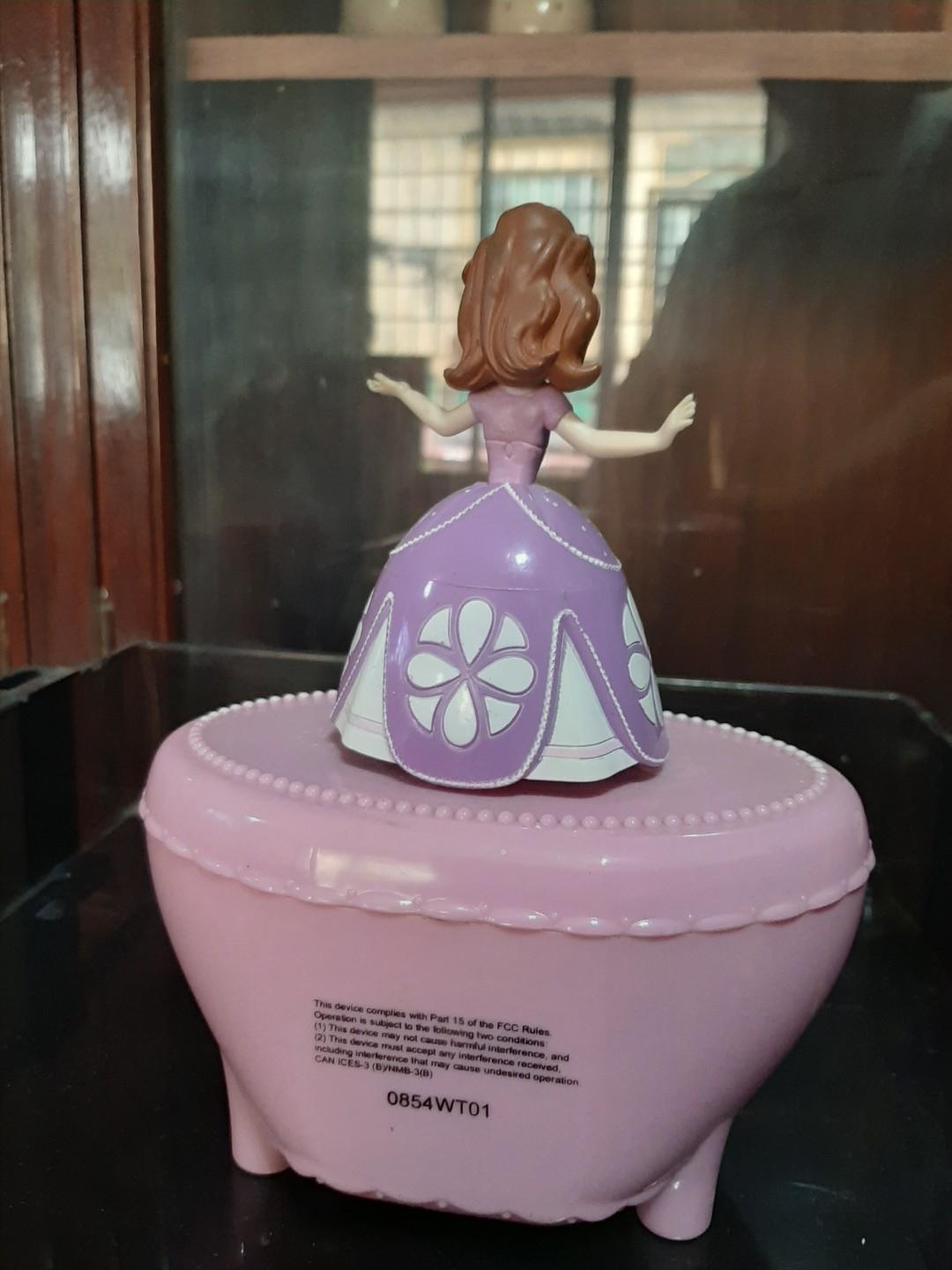 Sofia the first music box, Hobbies & Toys, Toys & Games on Carousell