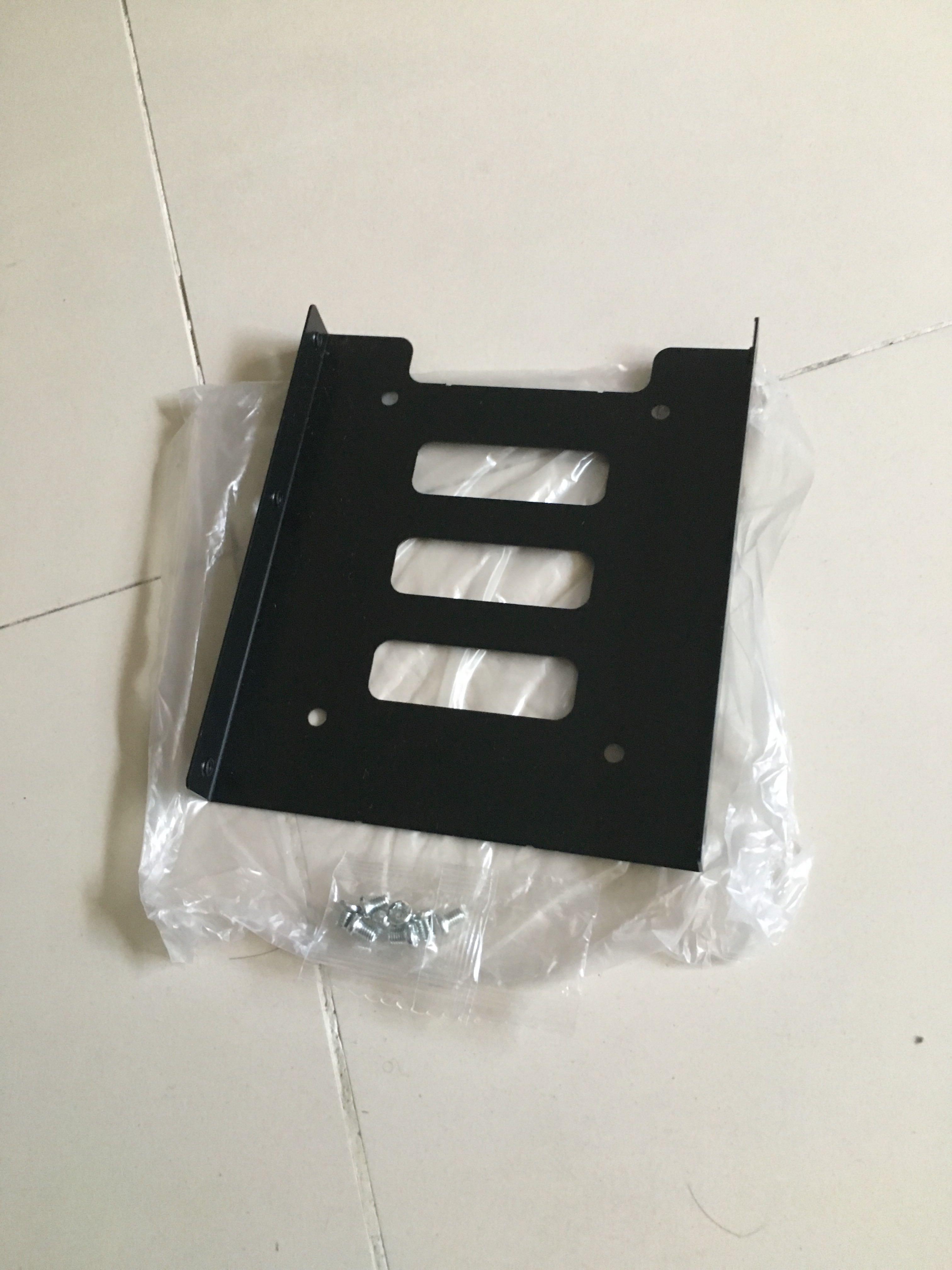 Western Digital WD 2.5 to 3.5” tray mounting for Desktop computer ...