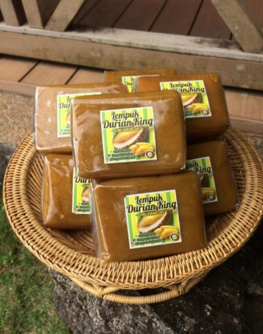 Lempuk durian king @durian cake, Food & Drinks, Homemade Bakes on Carousell