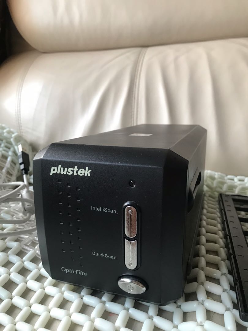 Plustek 8200i 菲林掃描器 film scanner, 攝影器材, 攝影配件, 穩定器 - Carousell