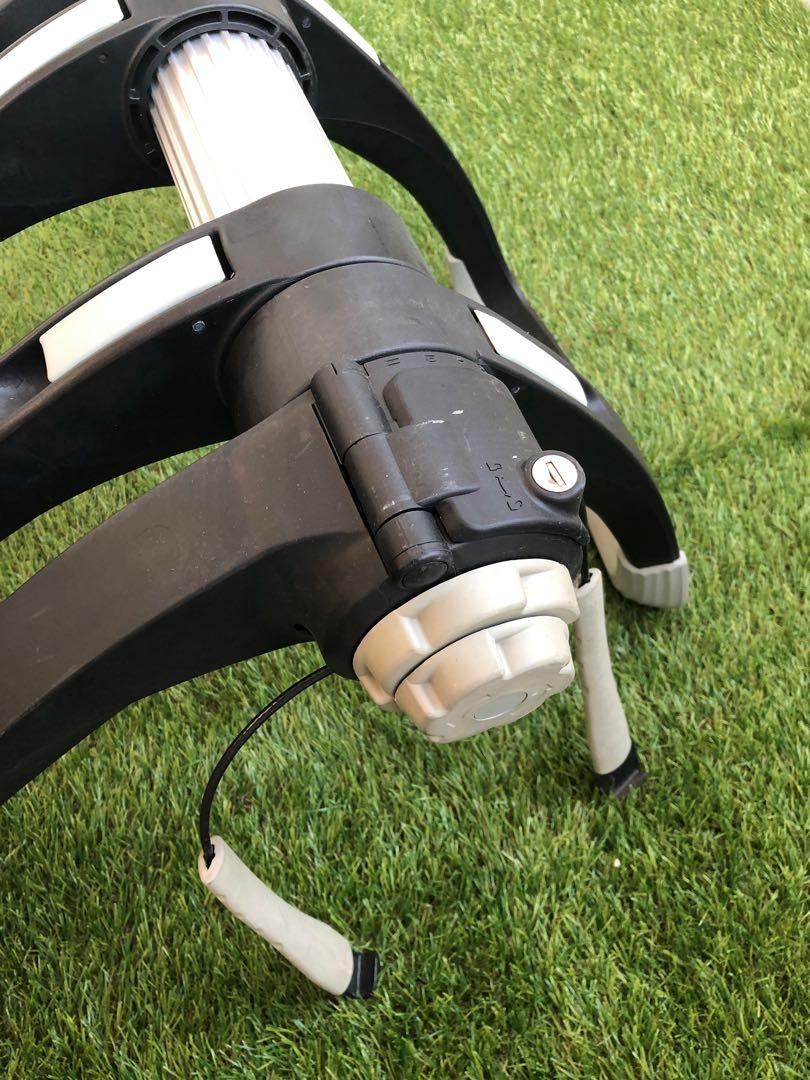 Pre loved Thule Raceway Pro 3 Trunk Bike Rack, Sports Equipment ...