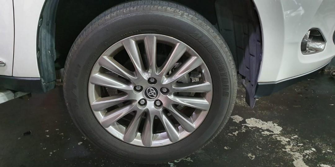 Toyota Harrier Premium Rim and tyre 18", Car Accessories, Tyres & Rims ...