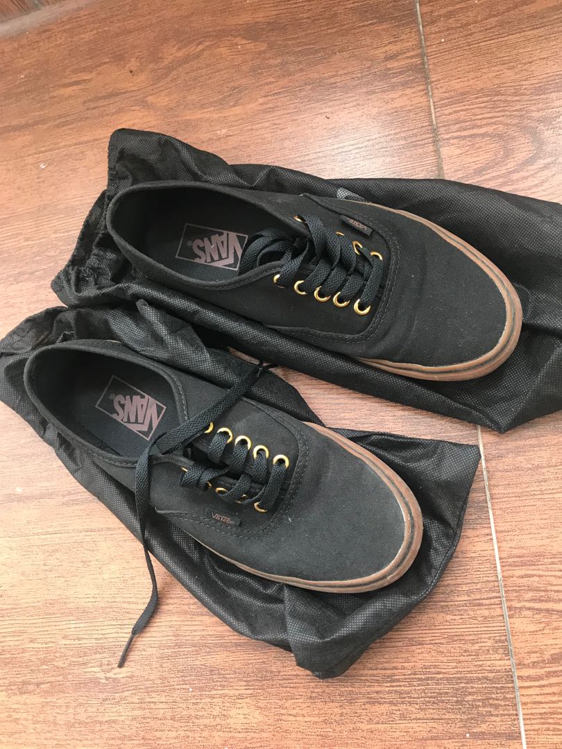 Vans Gum Authentic, Men's Fashion, Footwear, Sneakers on Carousell