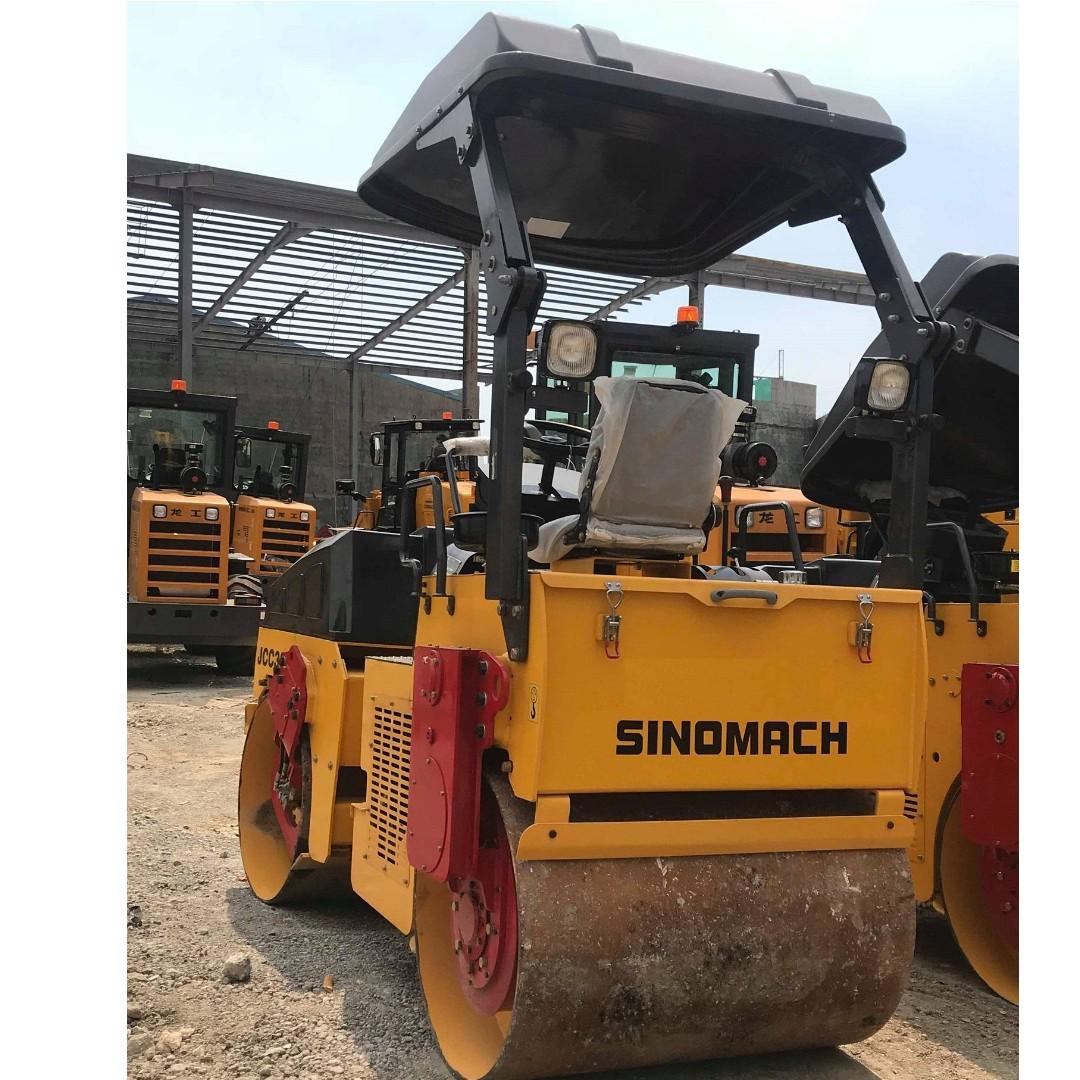 Brand New Vibratory Roller GYD031 3Tons Sinomach, Commercial ...