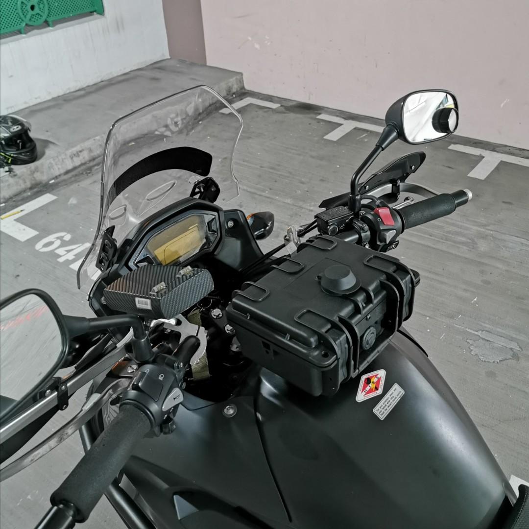 CB400X Tank Box With Lock (2016 onwards) , Motorcycles, Motorcycle ...