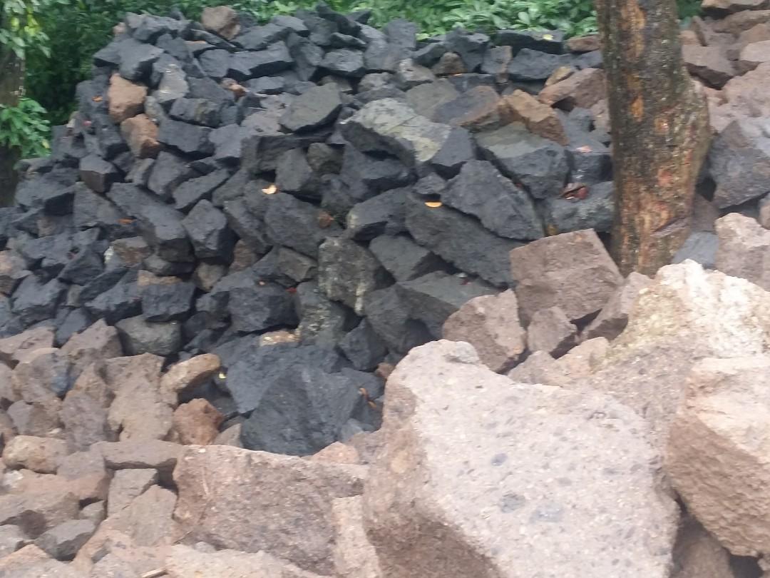 Escombro skombro panambak on Carousell