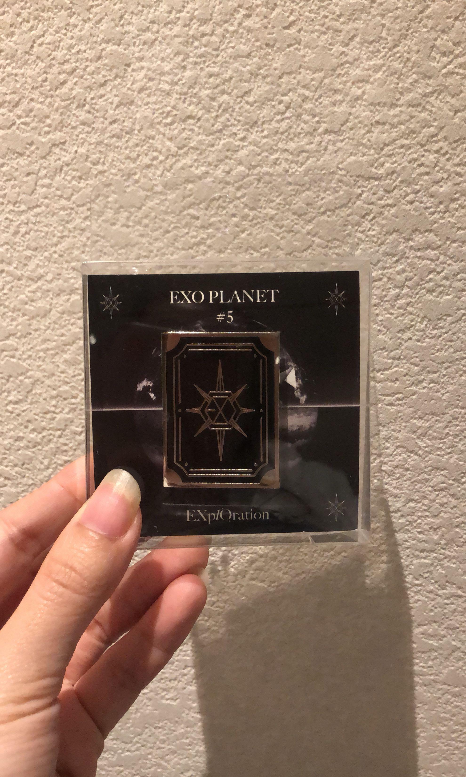 EXO Baekhyun Handwriting Badge (EXplOration in Seoul Official Concert ...