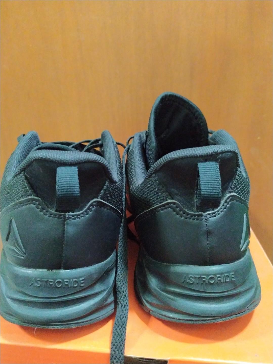 Reebok Astroride Running Shoes, Men's Fashion, Footwear, Sneakers on ...