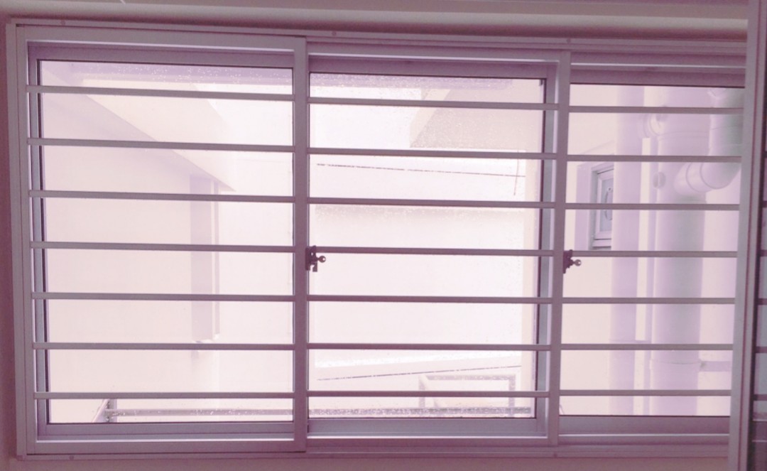 Service Yard Window Grill 3 panels, Everything Else on Carousell