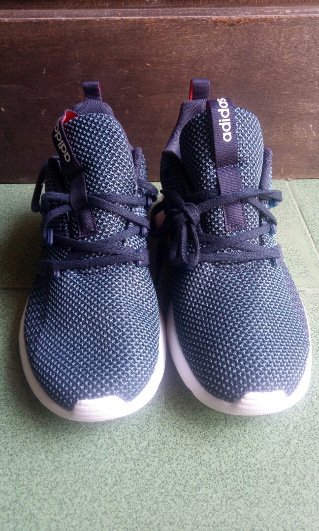 Adidas original, Fesyen Pria, Sepatu , Sneakers di Carousell