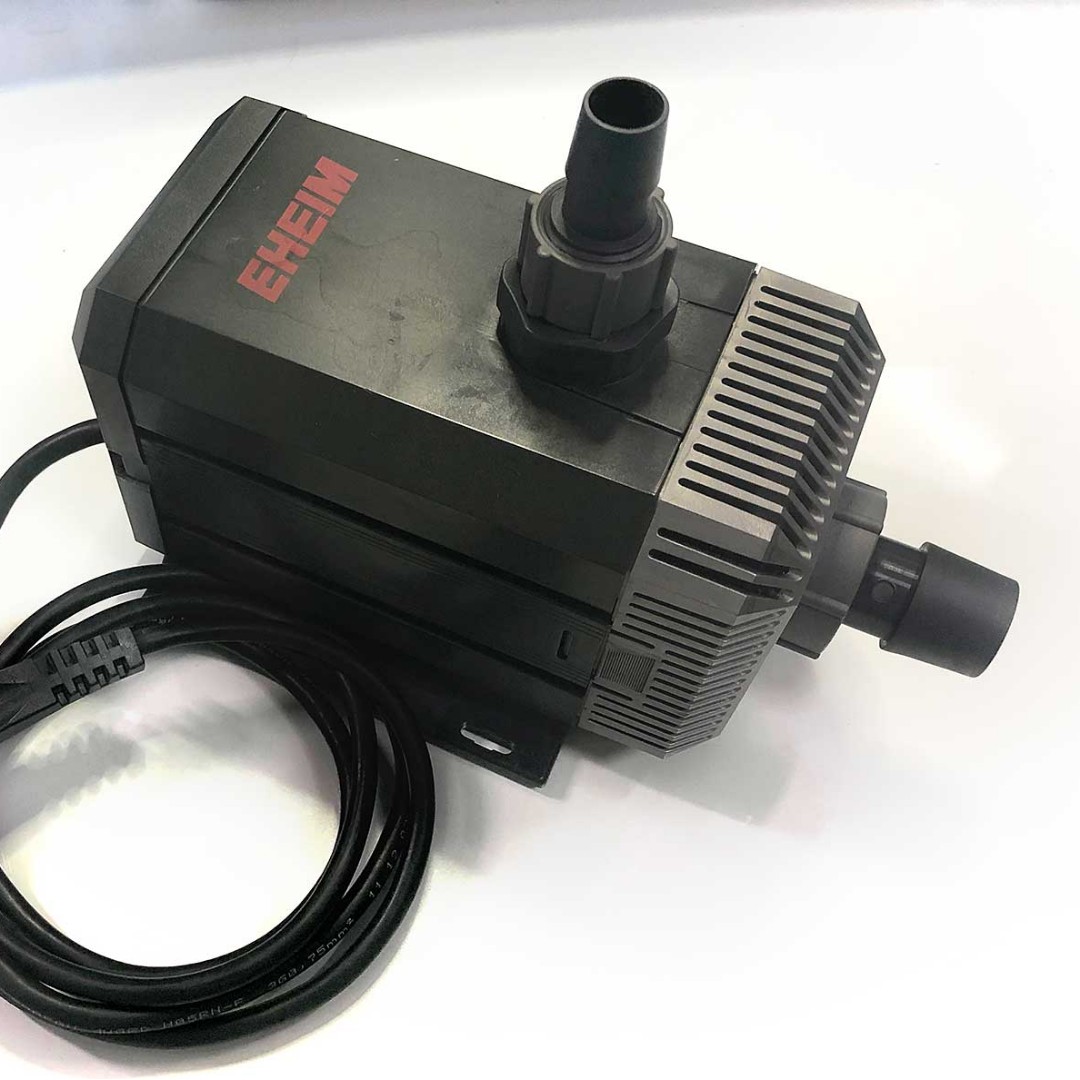 Eheim 1260 Univeral Pump (2400L/h), Pet Supplies, Homes & Other Pet ...