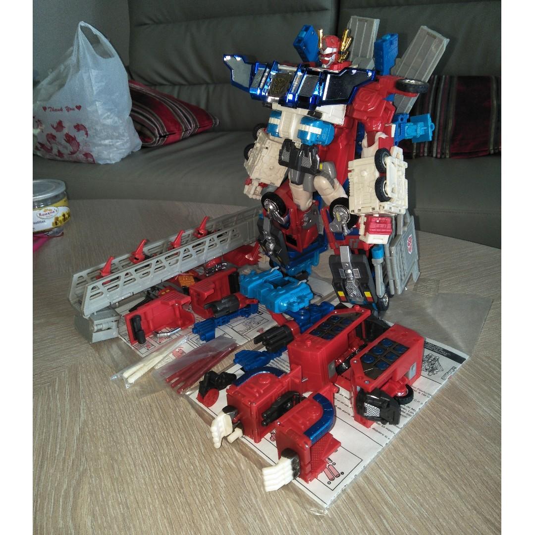 Hasbro Transformers RID Optimus Prime + Ultra Magnus = (Omega Prime ...