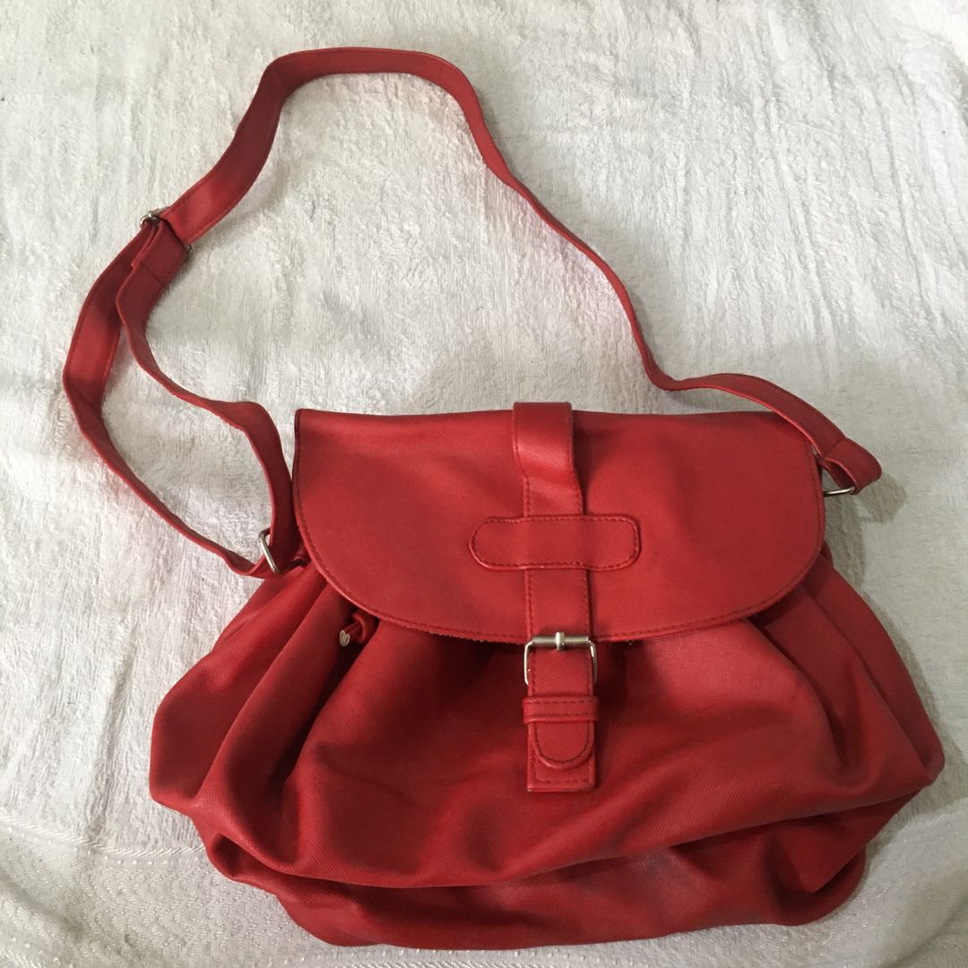 Red sling bag, Women's Fashion, Bags & Wallets, Tote Bags on Carousell