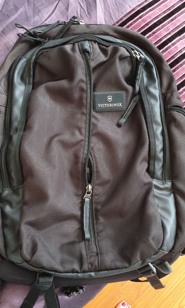 Victorinox Backpack, Men's Fashion, Bags, Backpacks on Carousell