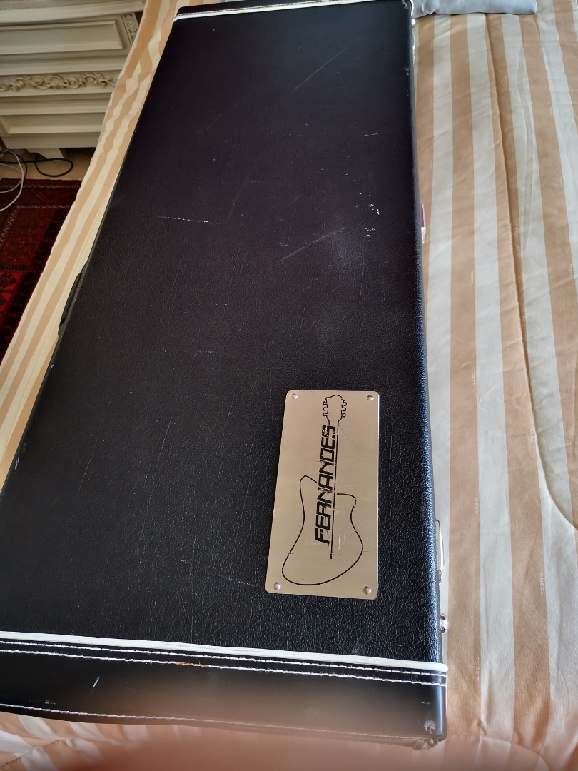 Fernandes 2004 Vertigo Elite Sustainer Guitar, 興趣及遊戲, 音樂、樂器 & 配件, 樂器 ...