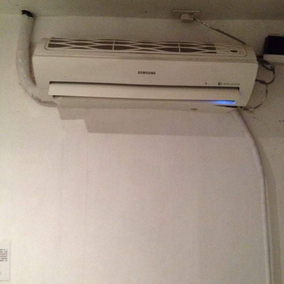 For Sale Samsung Split Type Digital Inverter Air Conditioner 1HP, TV ...