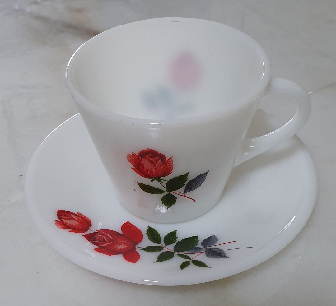 Pyrex JAJ June Rose Tea Set, Furniture & Home Living, Kitchenware ...