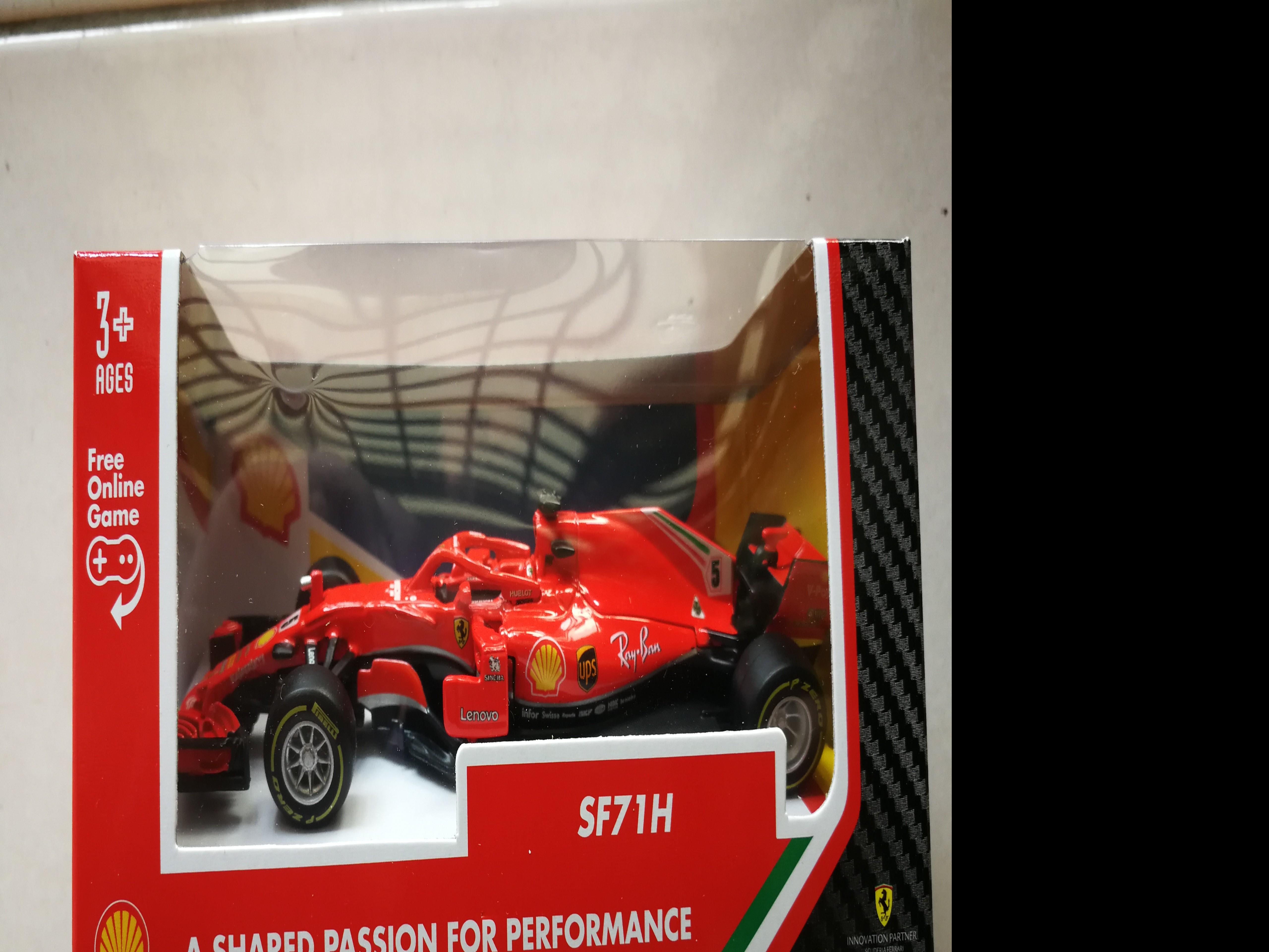 Shell Ferrari 2019 1/43 F1 SF71H, Hobbies & Toys, Collectibles ...