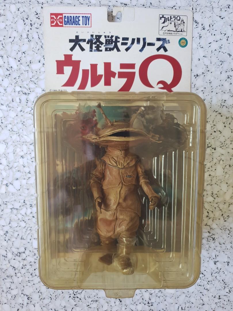 X PLUS GARAGE TOY ULTRA Q MONSTER SERIES COIN MONSTER Gold KANEGON And ...