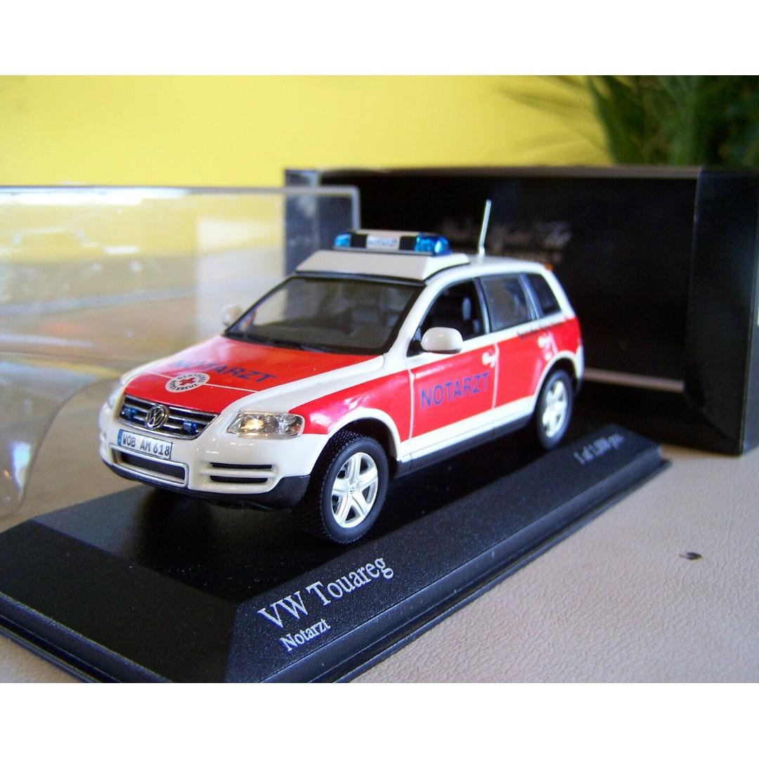 1:43 Minichamps 2002 VW Touareg NEF Notarzt . Emergency Ambulance ...