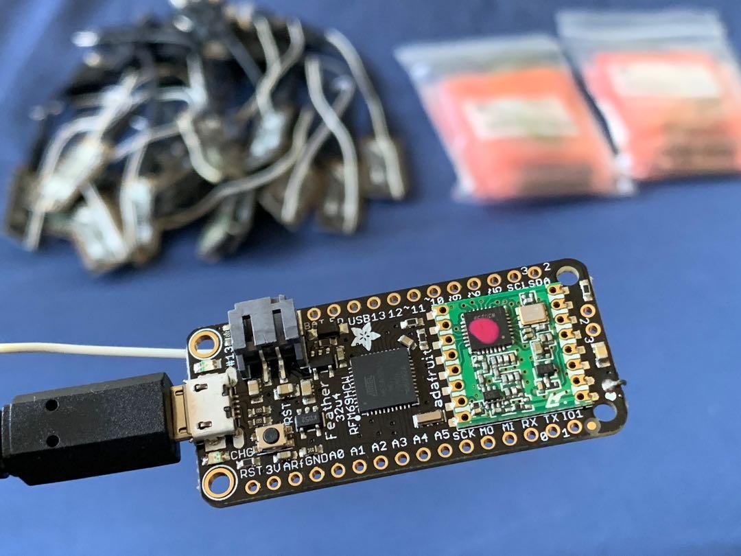 18x Adafruit Feather 32u4 RFM69HCW 433MHz RadioFruit Microcontroller ...