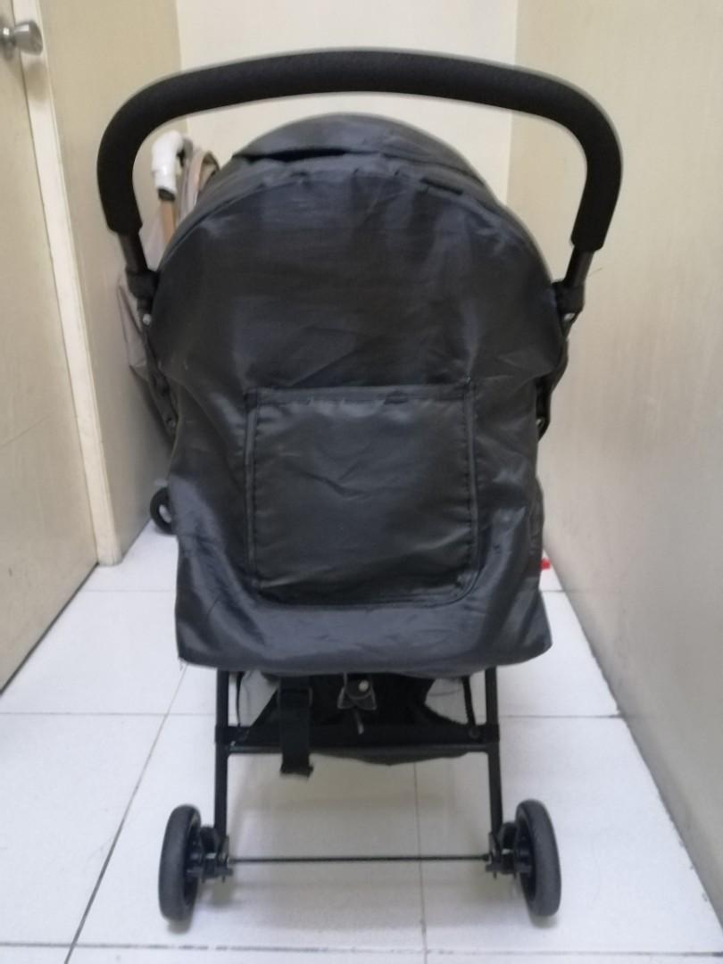 Giant Carrier stroller, Babies & Kids, Going Out, Strollers on Carousell