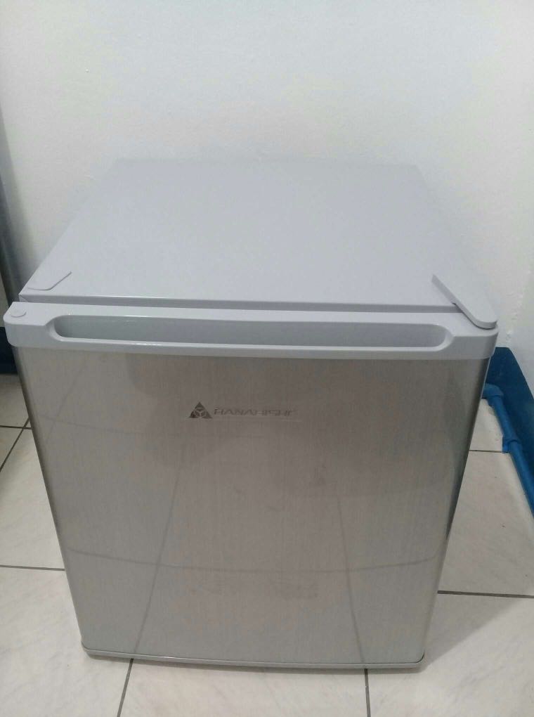 Hanabishi Hasref 18 Refrigerator, TV & Home Appliances, Kitchen ...
